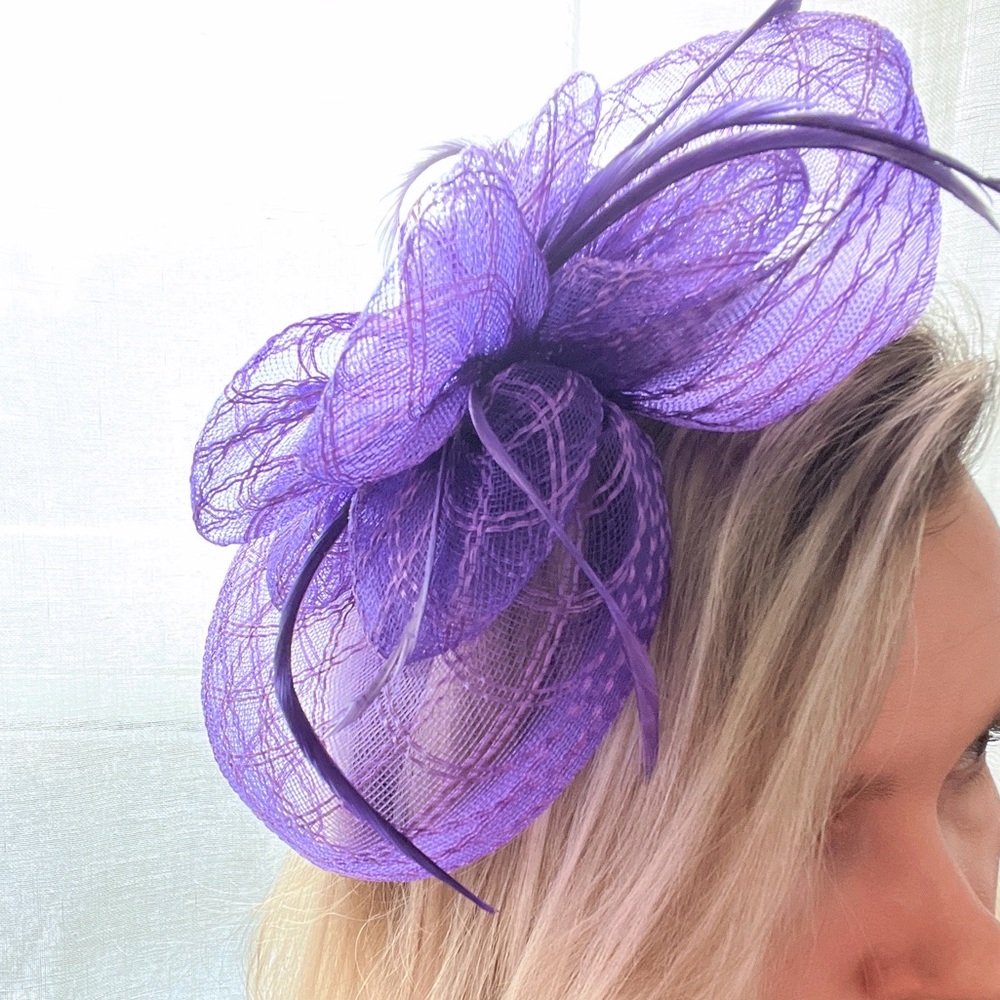 Simple Fascinator Hair Head-Ware Feather Mini Hat - Gem